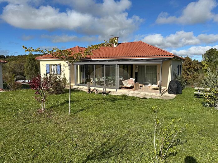 Maison à vendre - Pouyastruc - 6 pièces - 5 chambres