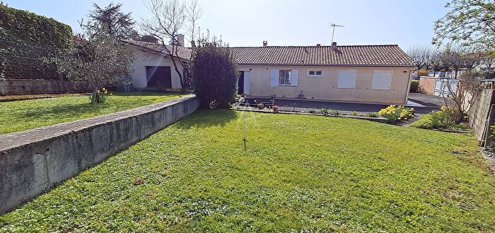 Maison à vendre - Fléac - 4 pièces - 3 chambres