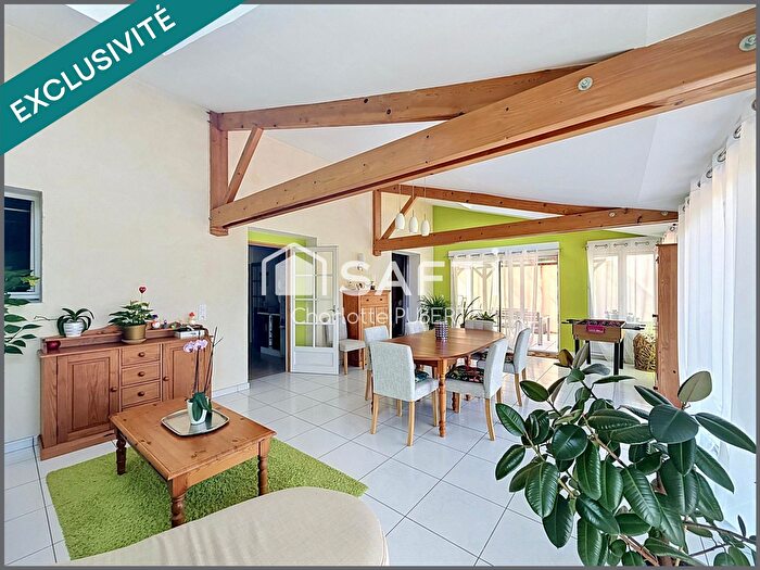 Maison 6 pièces à Esvres, à vendre