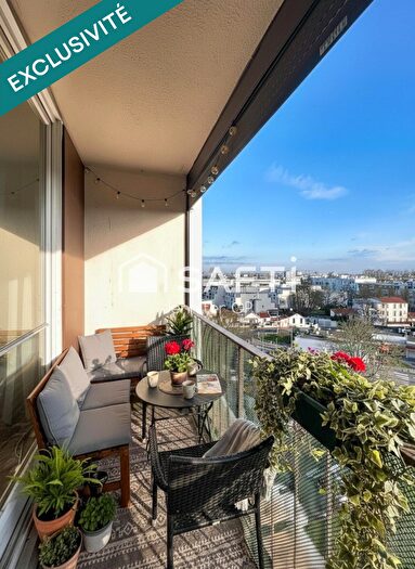 Appartement à vendre - Bagnolet, Les Malassis - 5 pièces - 3 chambres