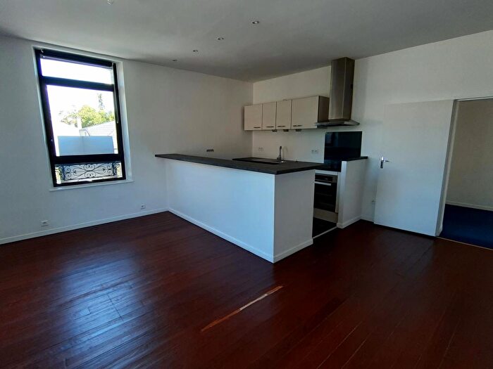 Appartement à louer - Toul, Saint-Evre, Valcourt - 2 pièces - 1 chambre