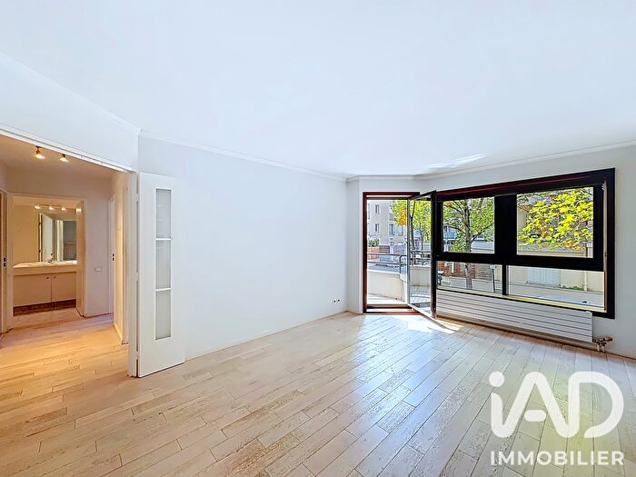 Appartement 2 pièces à vendre - Suresnes, République