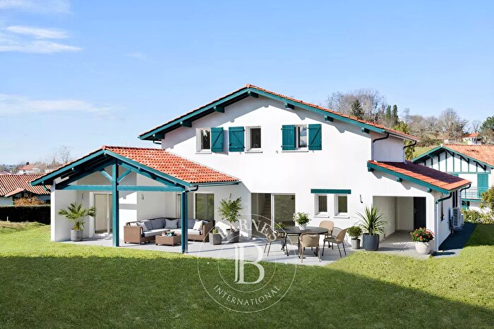 Maison à vendre - Villefranque - 6 pièces - 5 chambres