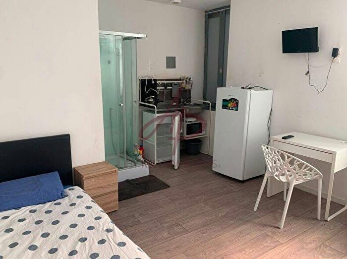 Appartement à louer - Edouard Vaillant-Vauban-Barbieux, Roubaix - 1 pièce