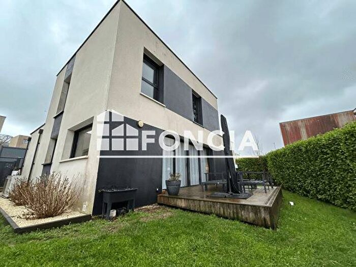 Maison à louer - Bourg Nord, Guipavas - 5 pièces - 4 chambres