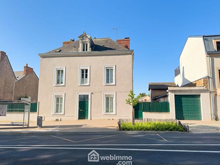 Maison à vendre - Cholet, Gambetta - 9 pièces - 5 chambres