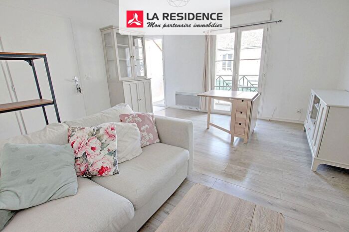 Appartement 2 pièces à vendre à Le Mesnil-Saint-Denis