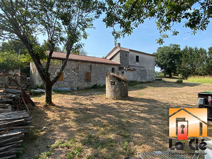 Maison 7 pièces à Saint-Pierre-de-Clairac, à vendre