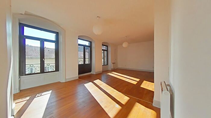 Appartement à louer - Saint-Étienne, Saint-Roch, Vivaraize, Valbenoite, Centre Deux - 3 pièces - 2 chambres