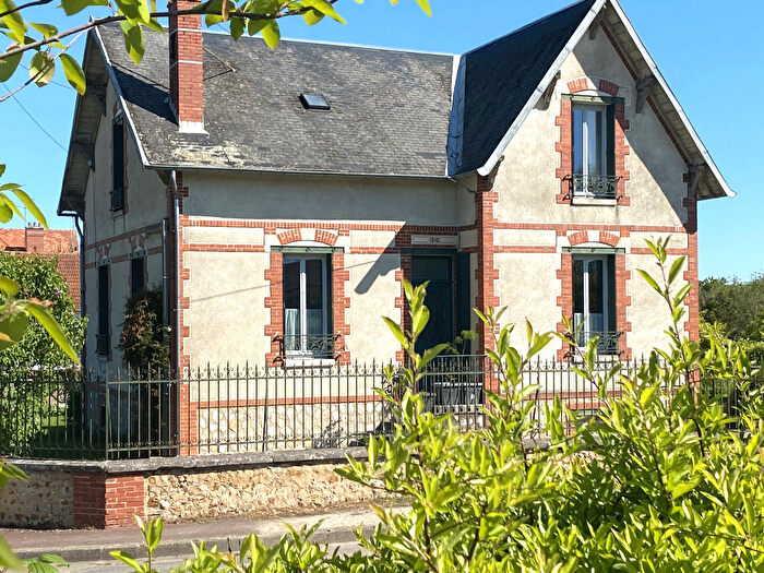 Maison à vendre - Courtenay - 6 pièces - 3 chambres