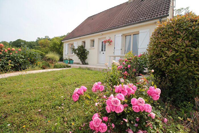 Maison à vendre - Crépy-en-Valois - 6 pièces - 5 chambres