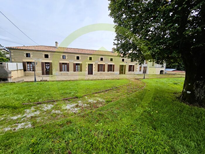 Maison à vendre - Boisredon - 11 pièces - 7 chambres