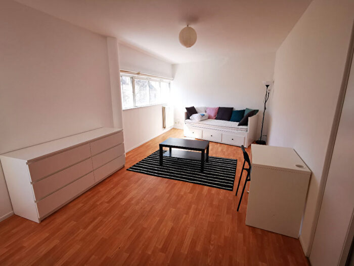 Tours, Sanitas, Rotonde - Appartement 1 pièce à louer