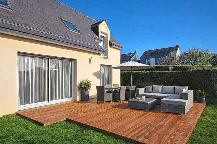 Chartres-de-Bretagne : Maison 8 pièces à vendre