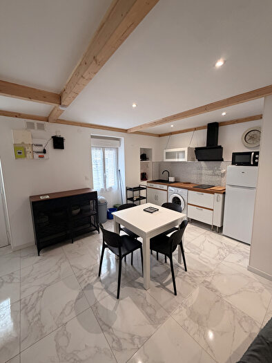 Maison à louer - Désertines - 1 pièce - 1 chambre