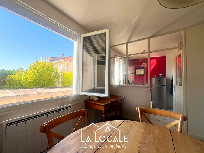 Appartement à vendre - Limoges, Aurence, Corgnac, Cité universitaire, Beaublanc - 4 pièces - 2 chambres