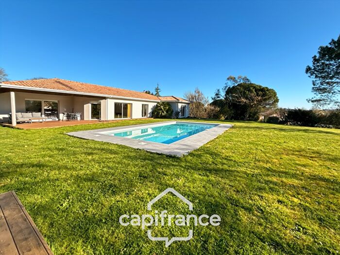 Maison à vendre - Sadirac - 6 pièces - 4 chambres