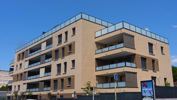 Bourgoin-Jallieu, LOiselet, La Maladière, La Grive : Appartement 3 pièces à louer