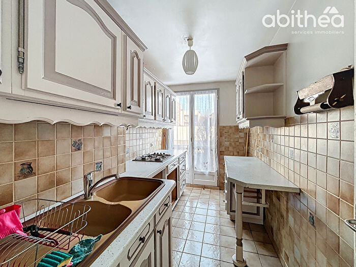 Appartement à vendre - Choisy-le-Roi, Centre-ville, Parc Prairie, Hautes Bornes - 5 pièces - 3 chambres