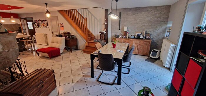 Maison à vendre - Crépey - 6 pièces - 4 chambres