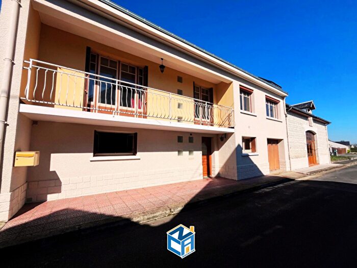 Maison à vendre - La Tour-Saint-Gelin - 6 pièces - 4 chambres