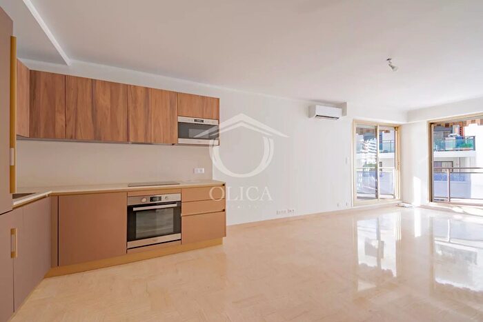 Appartement à vendre - Cagnes-sur-Mer, Pain de Sucre, Caucours - 4 pièces - 3 chambres