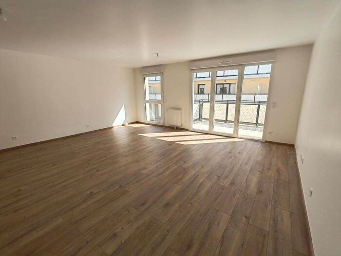 Saint Chéron-Hauts de Chartres-Puits Drouet : Appartement 3 pièces à louer