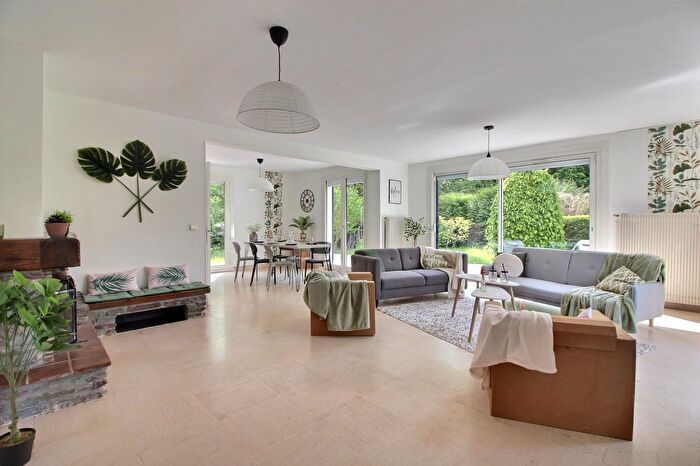 Maison 7 pièces à vendre - Gouvieux