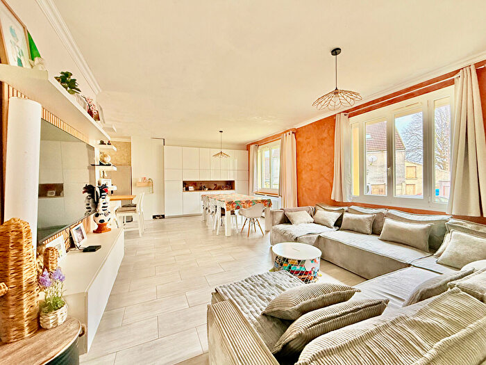 Maison à vendre - Villecresnes - 5 pièces - 3 chambres