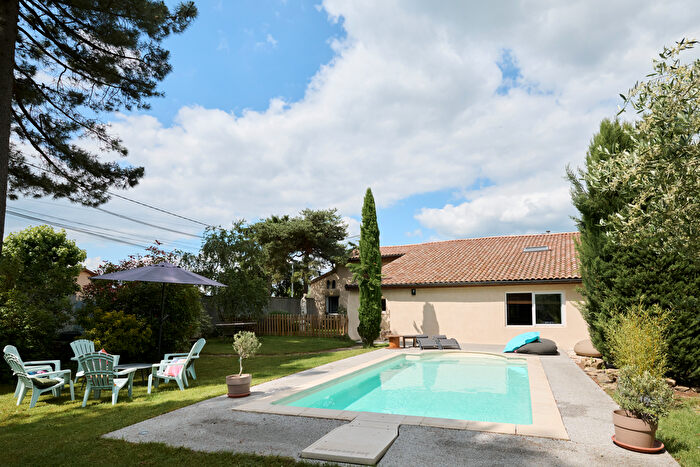 Maisons à vendre et appartements à louer - 1