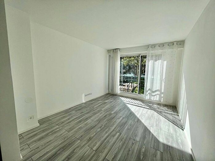 Fleurs-Pasteur, Fresnes - Appartement 2 pièces à louer
