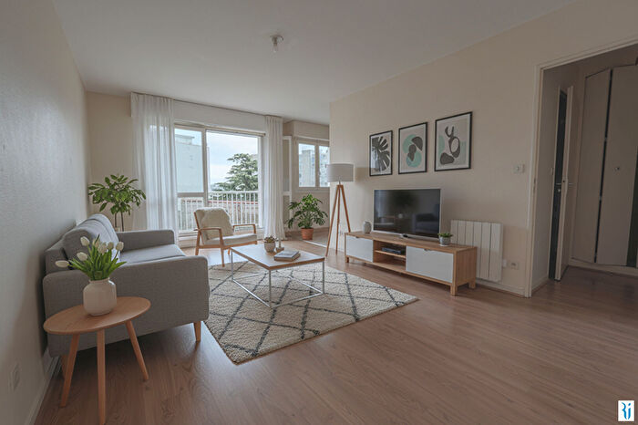 Appartement à louer - Bois-Guillaume, Mont Fortin, Grande Route - 1 pièce