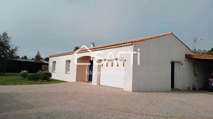 Maisons à vendre et appartements à louer - 1