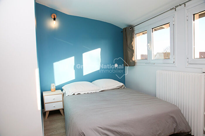 Buc - Appartement 10 pièces à louer