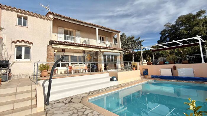 Maison à vendre - Fréjus, Caïs - 4 pièces - 3 chambres