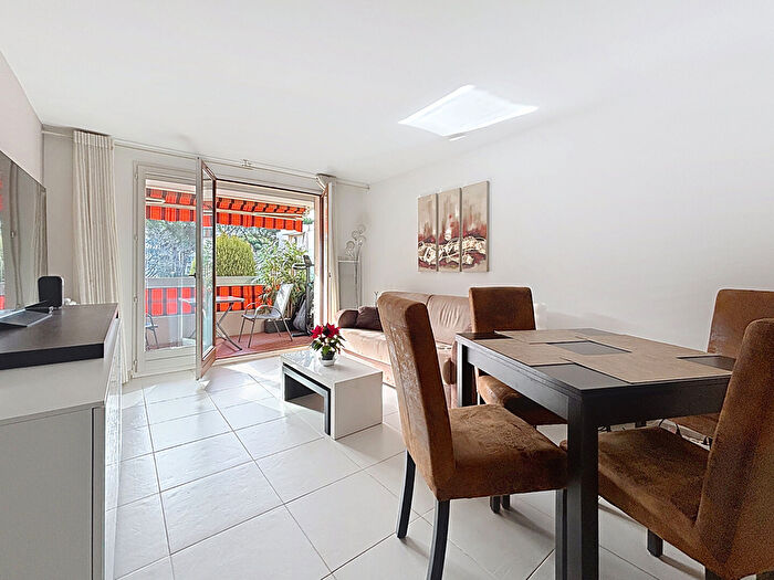 Appartement à vendre - Fréjus, Villeneuve - 2 pièces - 1 chambre