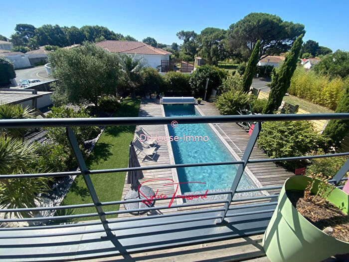 Maison à vendre - La Teste-de-Buch, Les Chênes Verts, Bordes, Clair-Bois, Pinède de Conteau - 5 pièces - 4 chambres