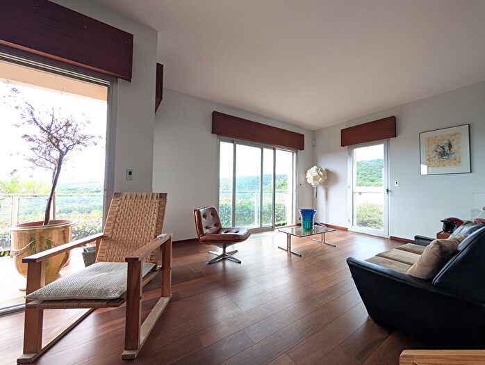 Maison 9 pièces à vendre - Châtel-Guyon