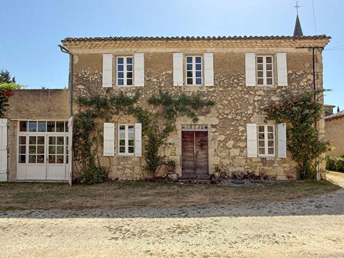 Maison 7 pièces à vendre à Bazian