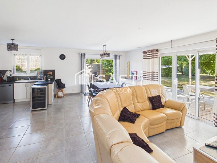 Maison 4 pièces à vendre à Corme-Royal