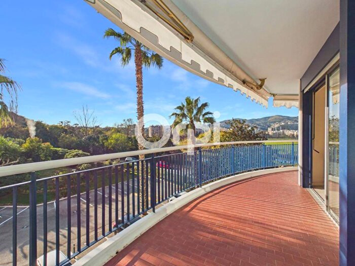 Appartement à louer - Maure Vieille-La Napoule, Mandelieu-la-Napoule - 2 pièces - 1 chambre