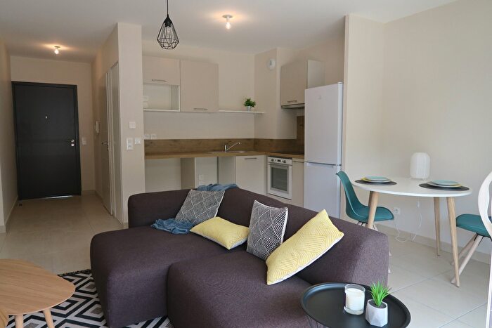 Appartement à louer - Boujan-sur-Libron - 2 pièces - 1 chambre