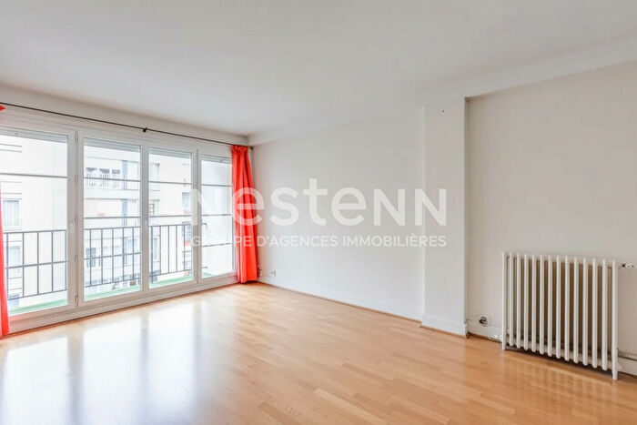 Courbevoie, Hôtel de ville : Appartement 3 pièces à vendre