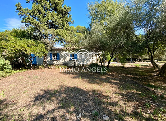 Maison 5 pièces à Nîmes, Terres de Rouvière, L'Eau Bouillie, à vendre