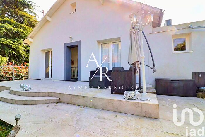 Maison à vendre - Montigny-lès-Cormeilles, Village - 7 pièces - 4 chambres