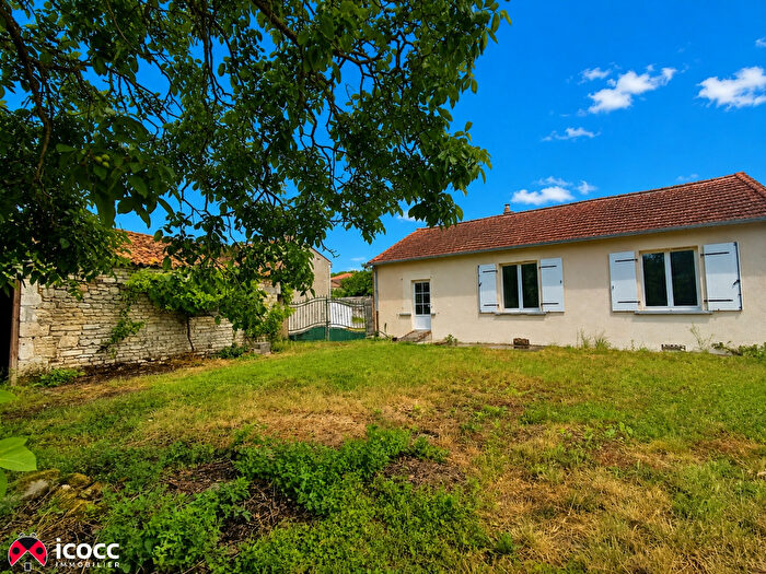 Maison 4 pièces à vendre à Moreilles