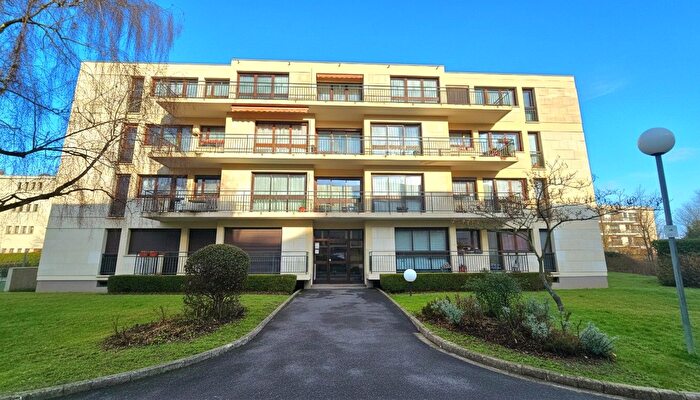 Appartement à vendre - Eaubonne - 3 pièces - 2 chambres