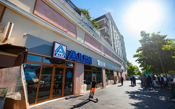 Appartement à vendre - Aulnay-sous-Bois - 3 pièces - 2 chambres