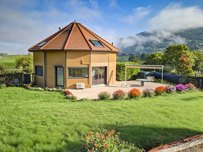 Maison à vendre - Gresin - 6 pièces - 4 chambres