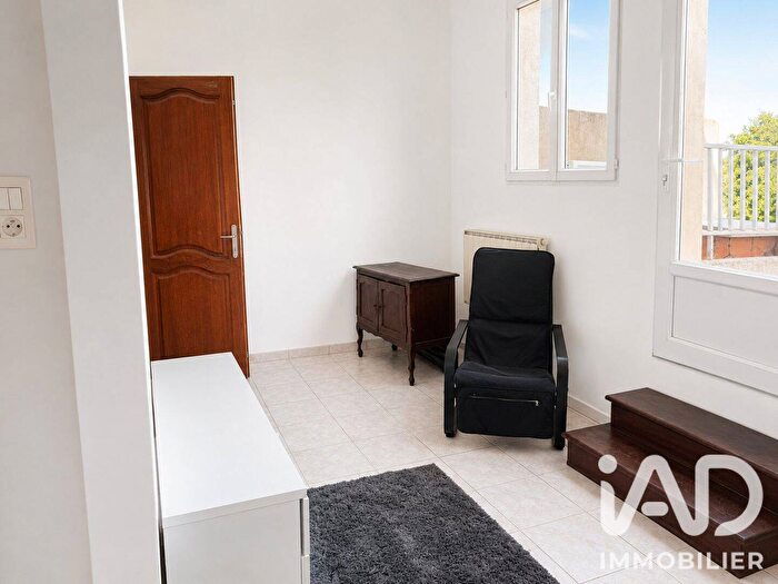 Centre Ville, Berre-l'Étang : Appartement 1 pièce à louer